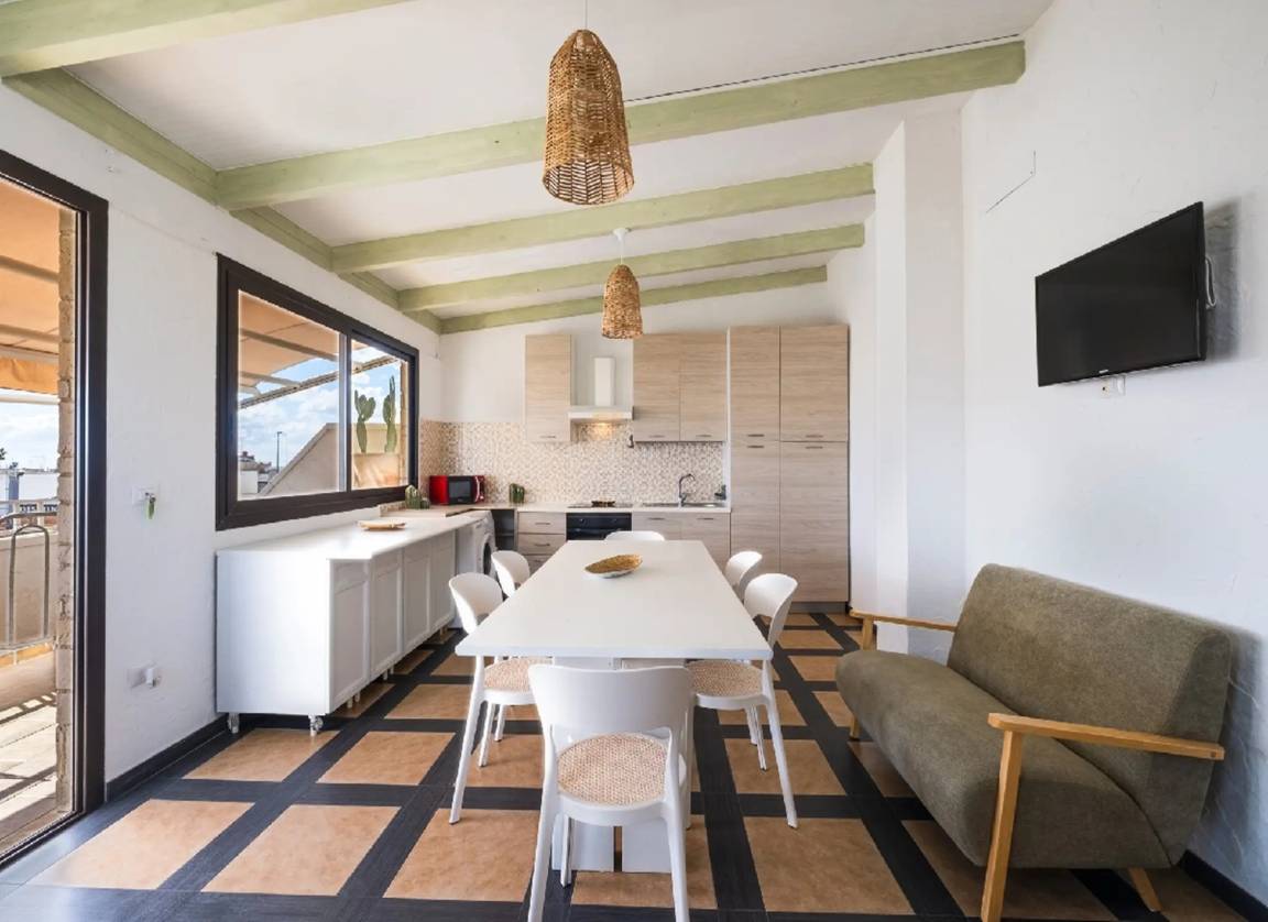 80 M² House ∙ 5 Bedrooms ∙ 9 Guests - Torre Lapillo