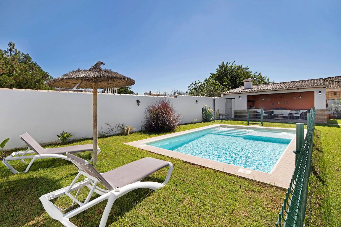 120 M² Ferienhaus ∙ 4 Schlafzimmer ∙ 9 Gäste - Chiclana de la Frontera