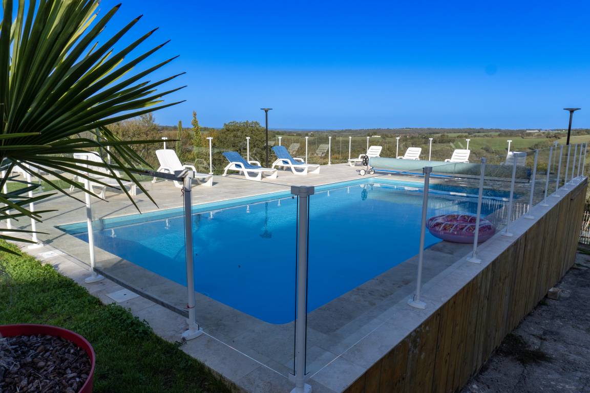 140 M² Gîte ∙ 4 Chambres ∙ 9 Personnes - Lot
