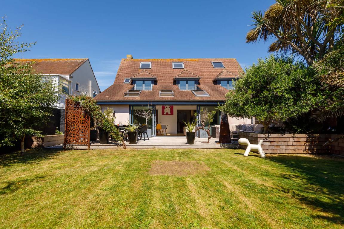 House ∙ 5 Bedrooms ∙ 12 Guests - Selsey