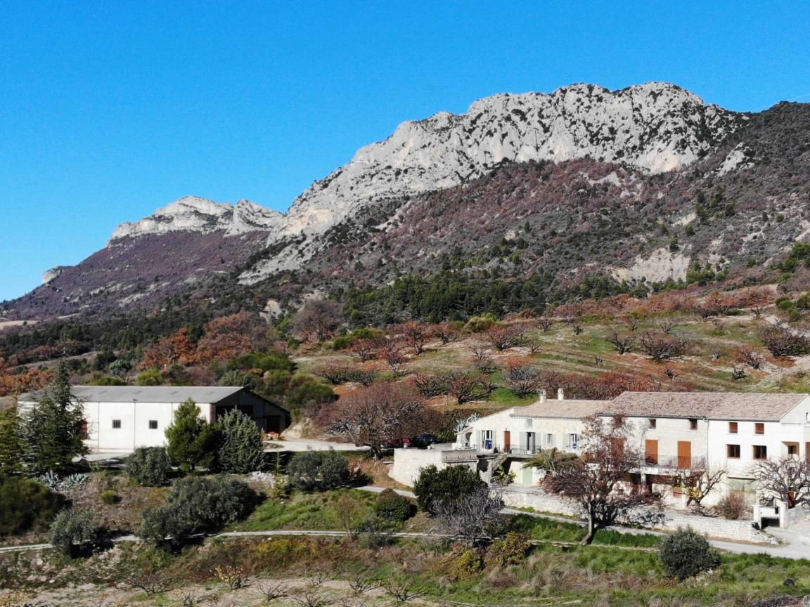 90 M² Appartement ∙ 3 Chambres ∙ 6 Personnes - Buis-les-Baronnies