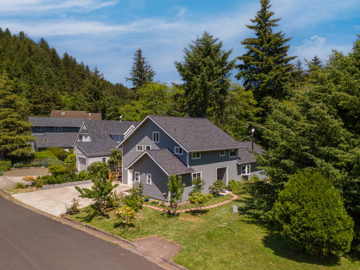 84 M² Private Room ∙ 2 Bedrooms ∙ 4 Guests - Yachats, OR