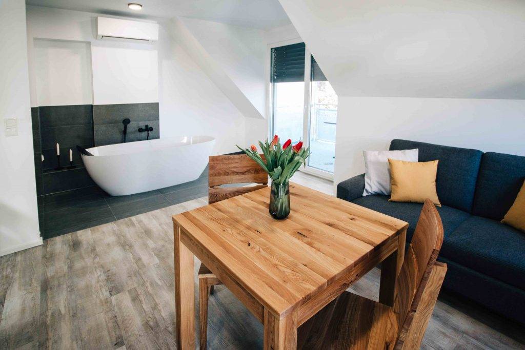 Ferienwohnung ∙ 1 Schlafzimmer ∙ 2 Gäste - Pleinfeld