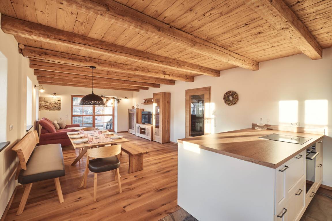 140 M² Ferienhaus ∙ 2 Schlafzimmer ∙ 6 Gäste - Steingaden