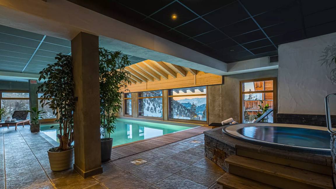 40 M² Hôtel ∙ 1 Chambre ∙ 4 Personnes - Champagny-en-Vanoise