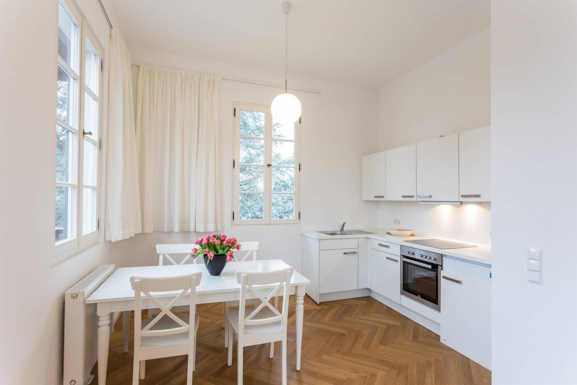 93 M² Ferienwohnung ∙ 2 Schlafzimmer ∙ 4 Gäste - Saarburg