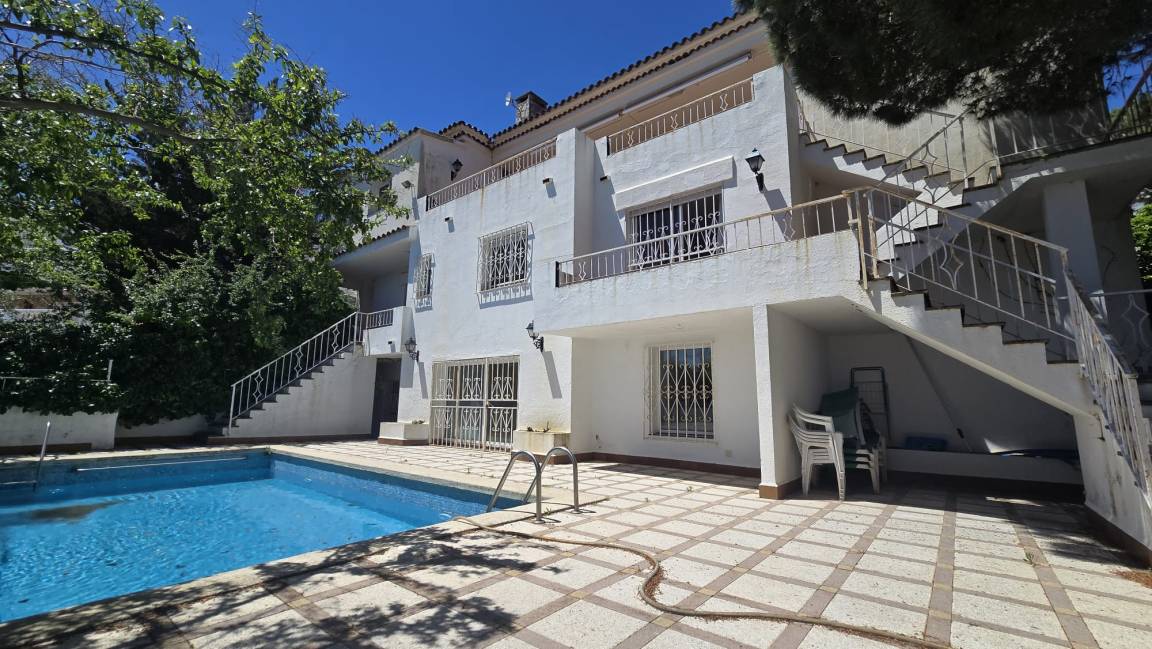 House ∙ 8 Bedrooms ∙ 16 Guests - Empuriabrava