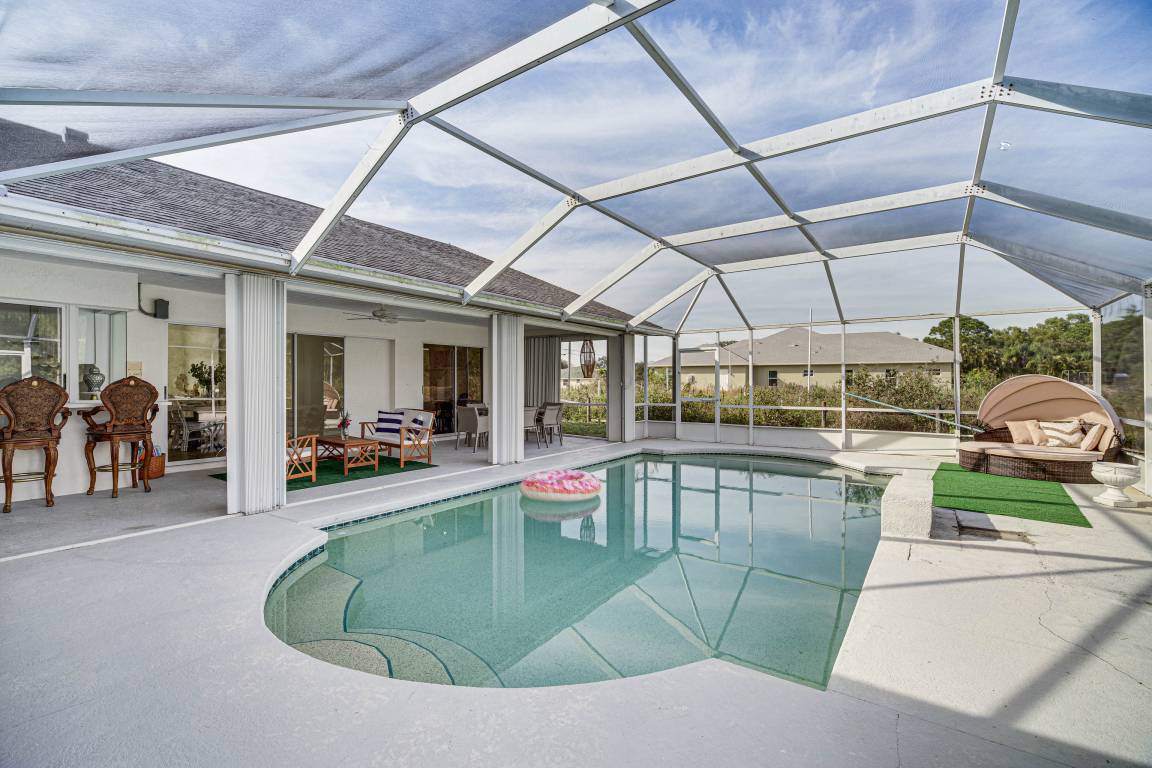 185 M² House ∙ 4 Bedrooms ∙ 8 Guests - Port St. Lucie, FL