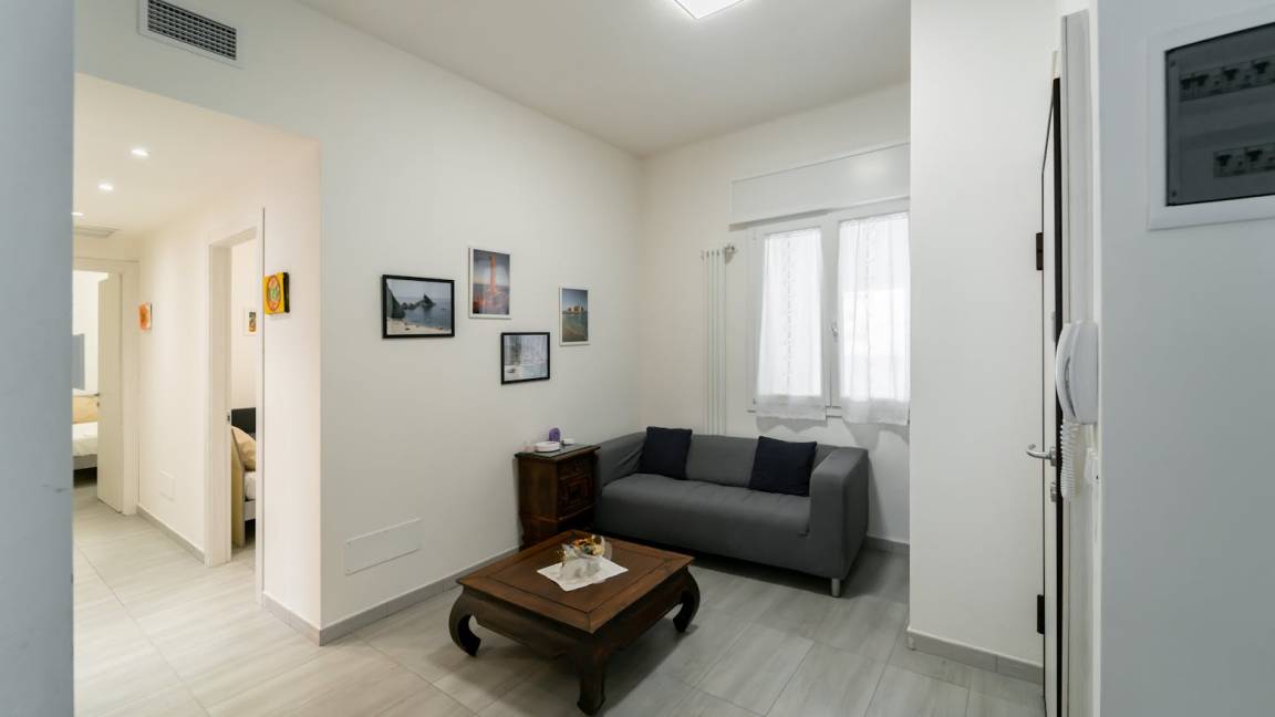 86 M² Apartment ∙ 3 Bedrooms ∙ 5 Guests - Bolonya