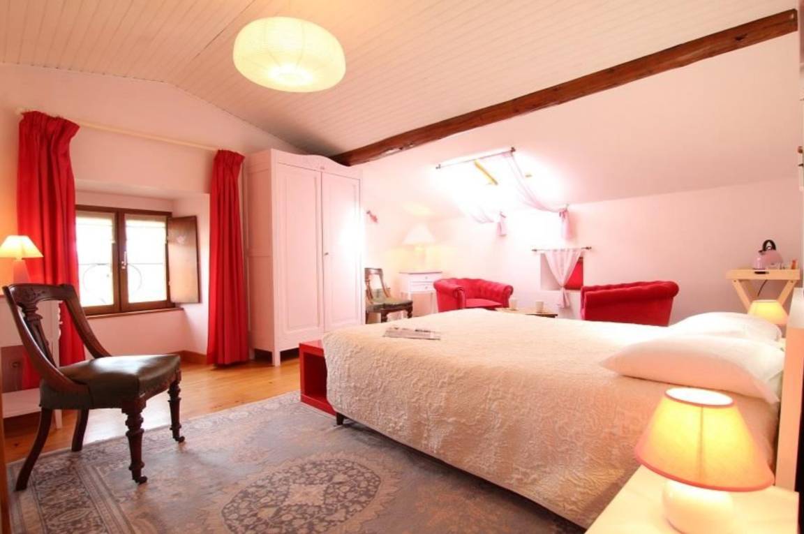 15 M² Chambre D'hôtes ∙ 1 Chambre ∙ 4 Personnes - Le Puy-en-Velay