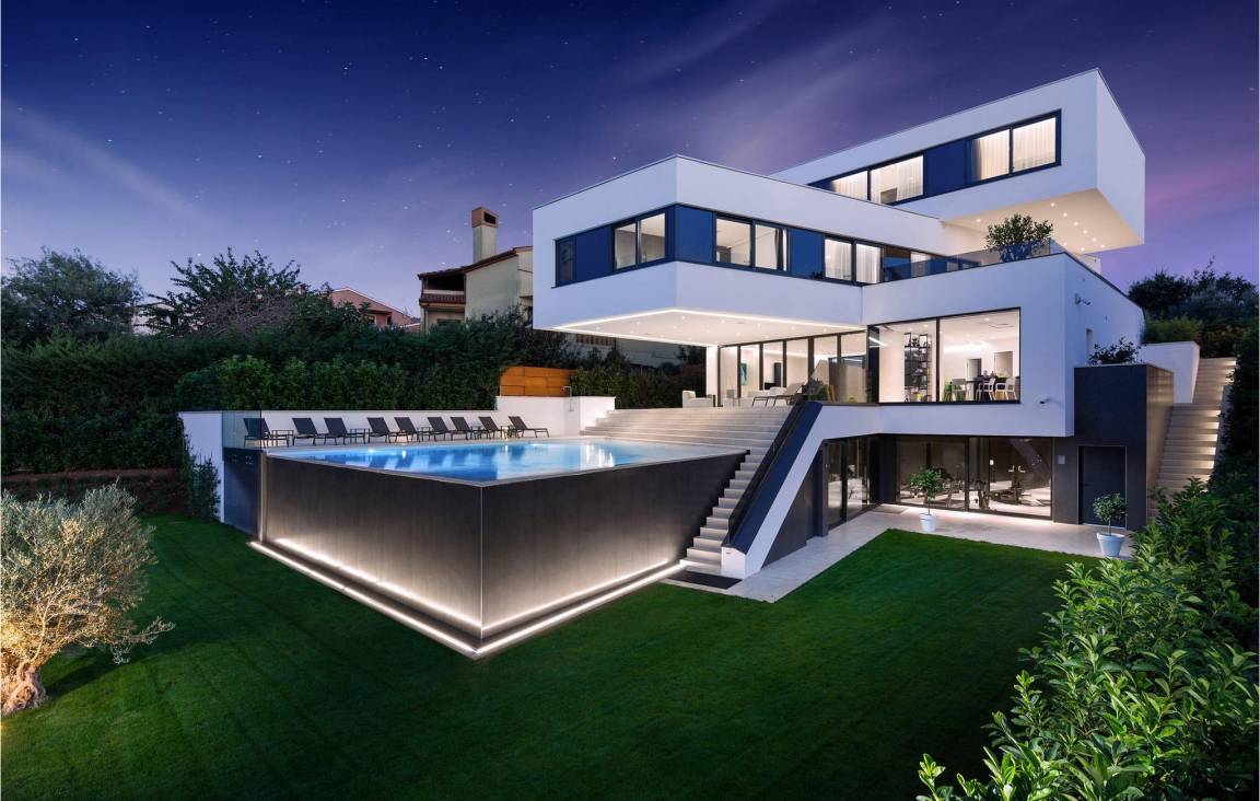 629 M² House ∙ 6 Bedrooms ∙ 12 Guests - Pula