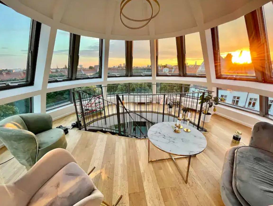 220 M² Ferienwohnung ∙ 2 Schlafzimmer ∙ 4 Gäste - Berlin
