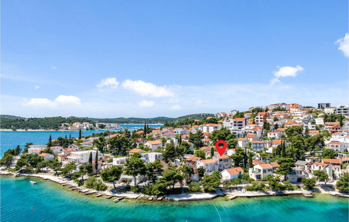 180 M² Ferienhaus ∙ 4 Schlafzimmer ∙ 8 Gäste - Rogoznica