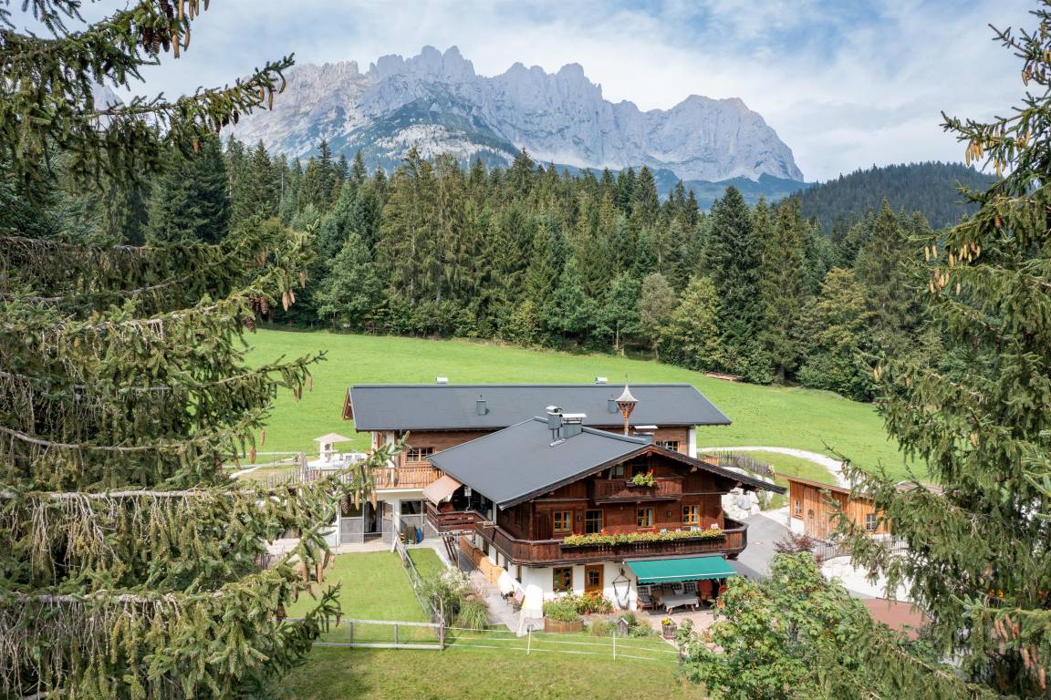 64 M² Ferienhaus ∙ 2 Schlafzimmer ∙ 5 Gäste - Ellmau
