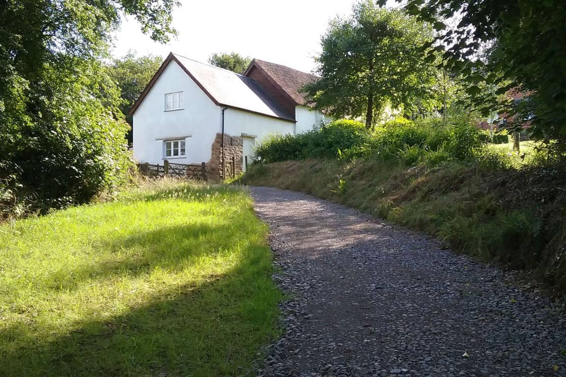 Cottage ∙ 2 Bedrooms ∙ 2 Guests - South Molton