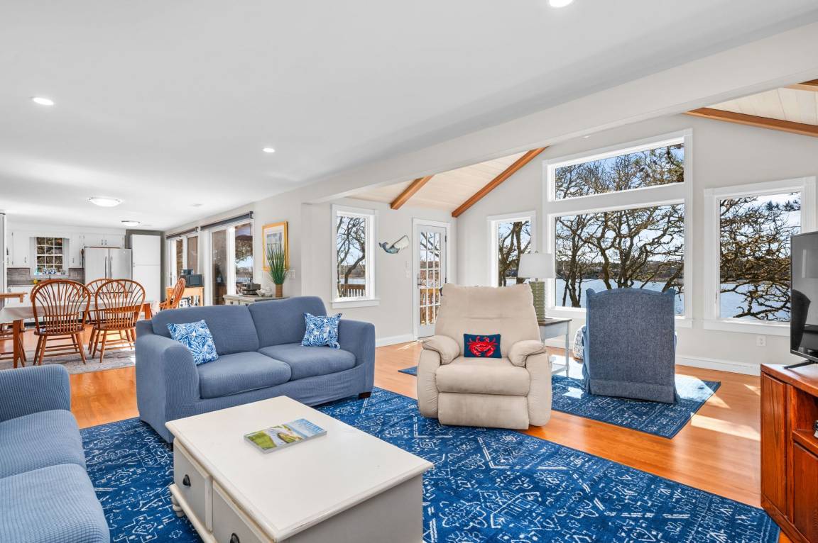 106 M² House ∙ 3 Bedrooms ∙ 8 Guests - Lighthouse Beach, Chatham