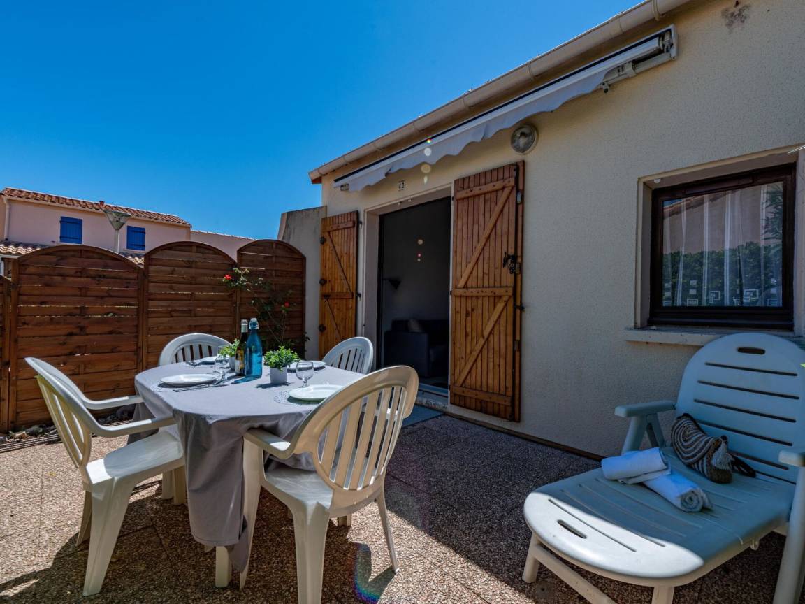32 M² Résidence De Vacances ∙ 1 Chambre ∙ 4 Personnes - La Franqui