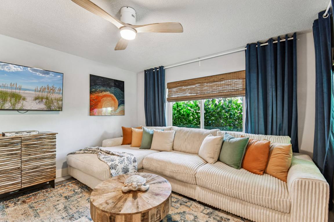 84 M² House ∙ 2 Bedrooms ∙ 4 Guests - Treasure Island, FL
