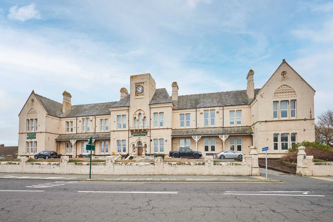 Apartment ∙ 2 Bedrooms ∙ 4 Guests - Saltburn-by-the-Sea