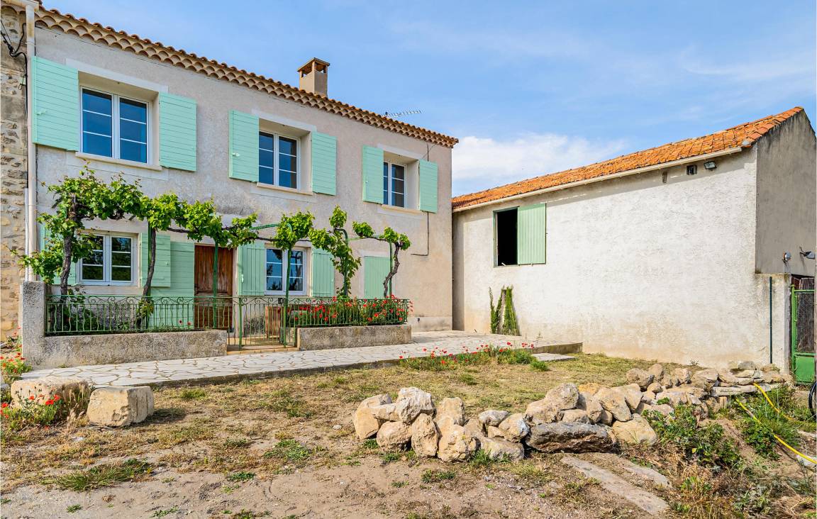 115 M² Maison De Vacances ∙ 3 Chambres ∙ 6 Personnes - Mouriès
