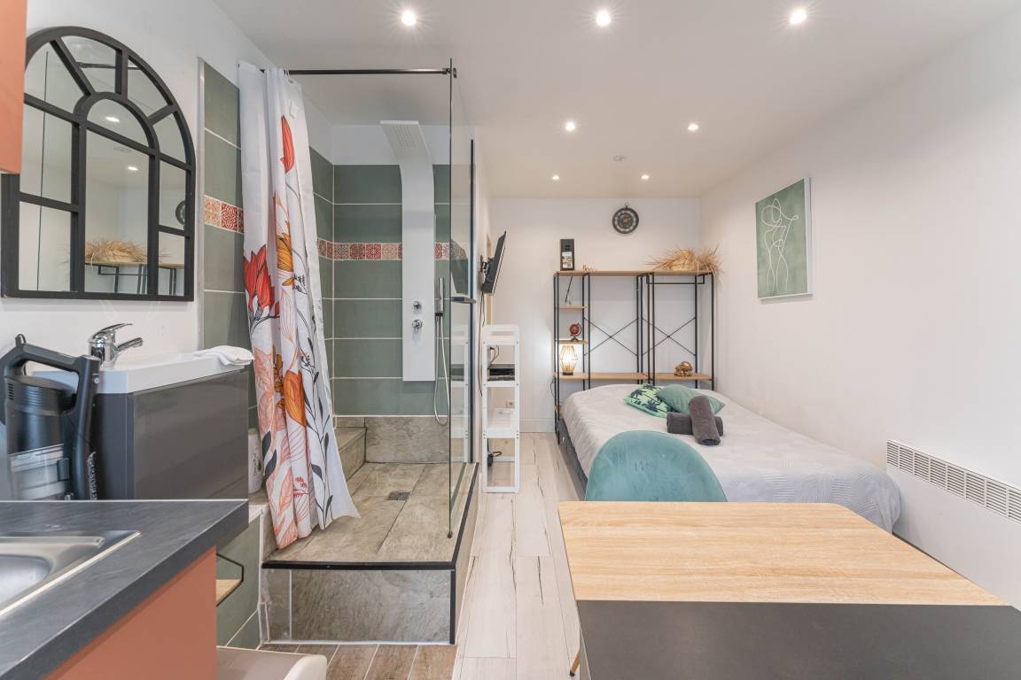 18 M² Appartement ∙ 1 Chambre ∙ 2 Personnes - Seynod