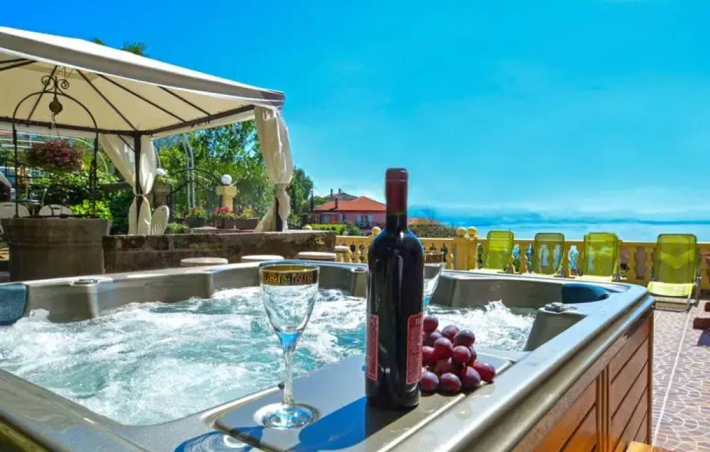 120 M² Villa ∙ 3 Schlafzimmer ∙ 7 Gäste - Opatija