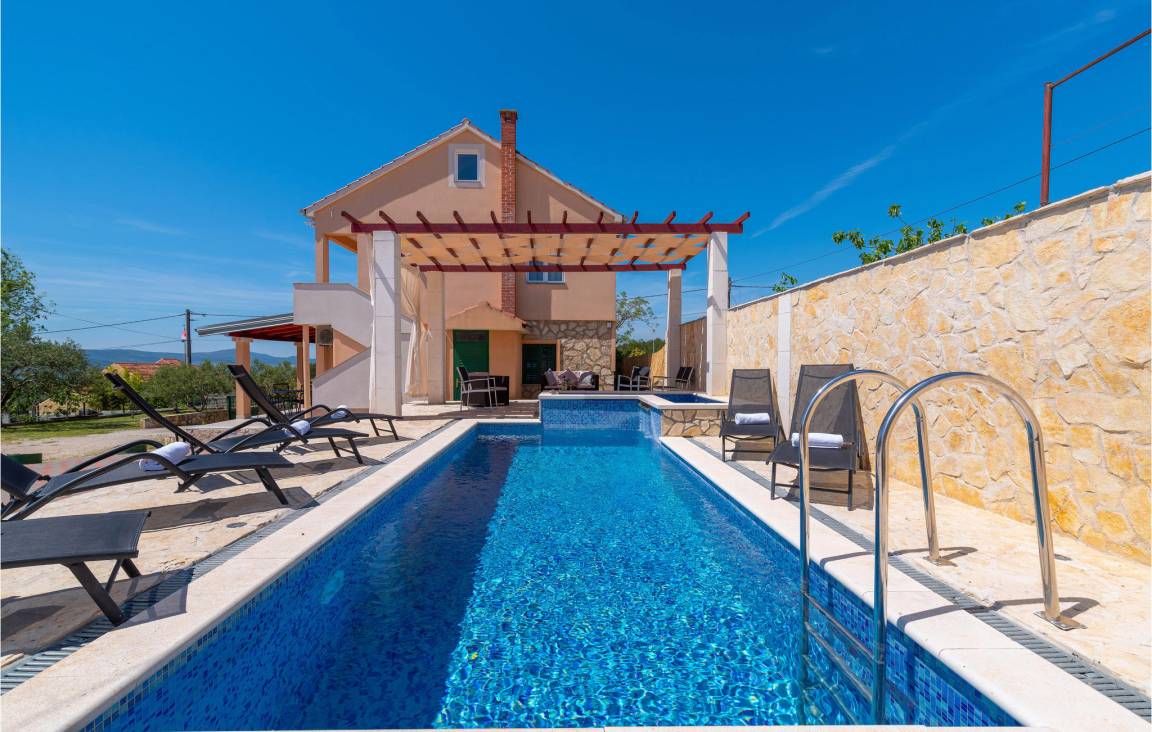 240 M² Ferienhaus ∙ 4 Schlafzimmer ∙ 8 Gäste - Sveti Filip i Jakov