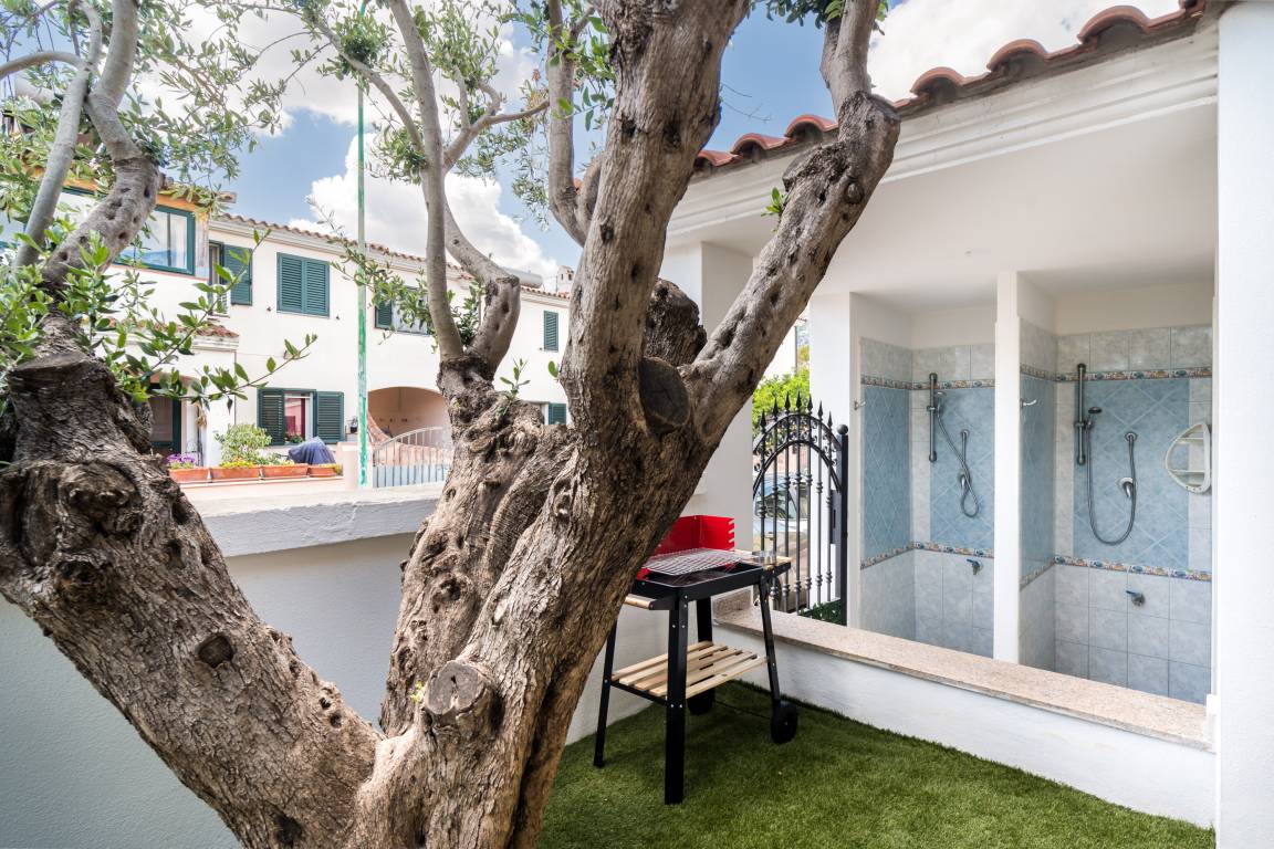 120 M² Apartment ∙ 2 Bedrooms ∙ 6 Guests - Orosei