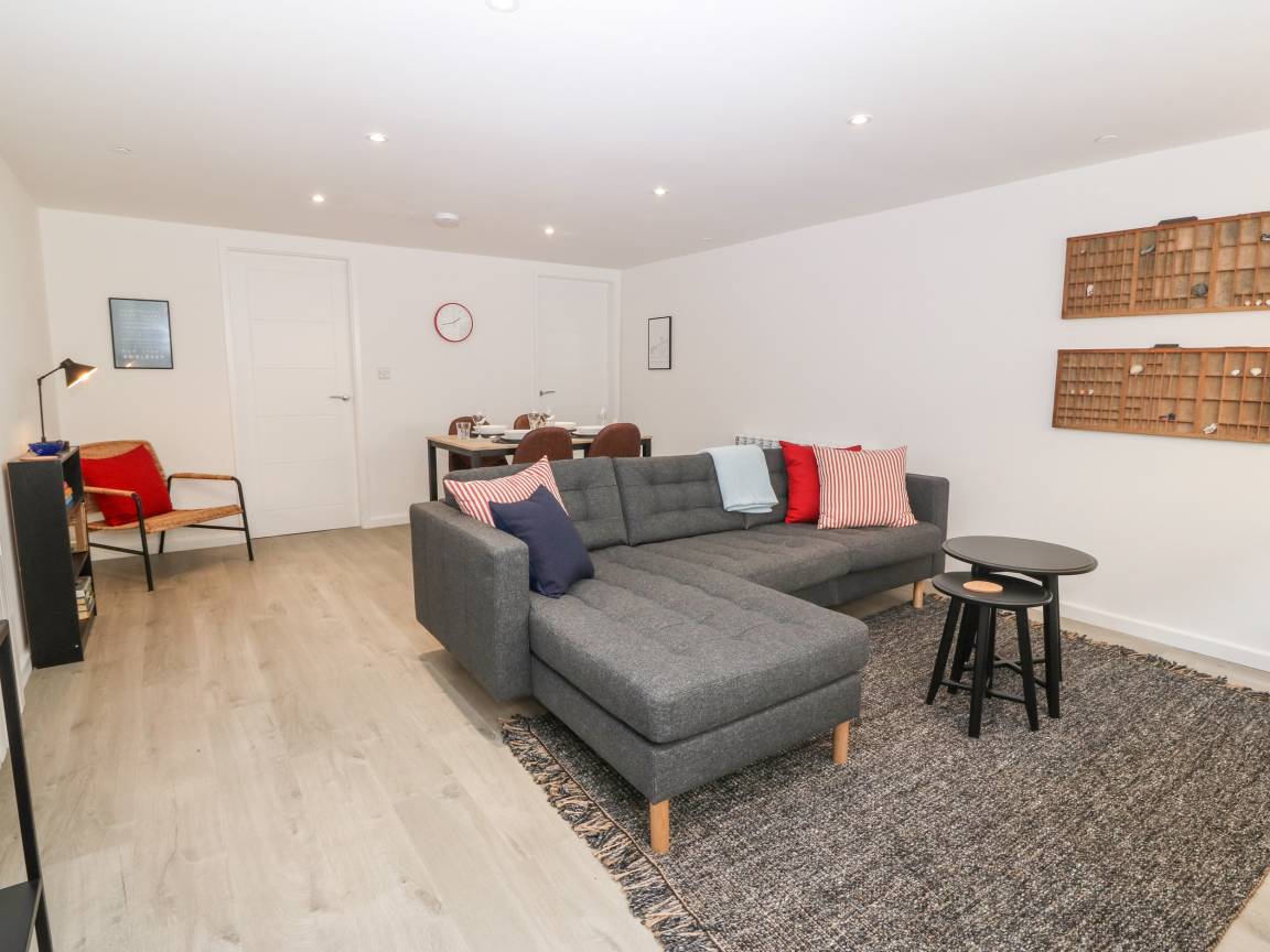Cottage ∙ 2 Bedrooms ∙ 4 Guests - Bangor