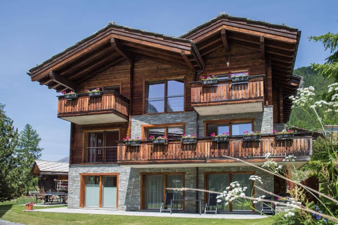 120 M² Apartment ∙ 3 Bedrooms ∙ 6 Guests - Zermatt