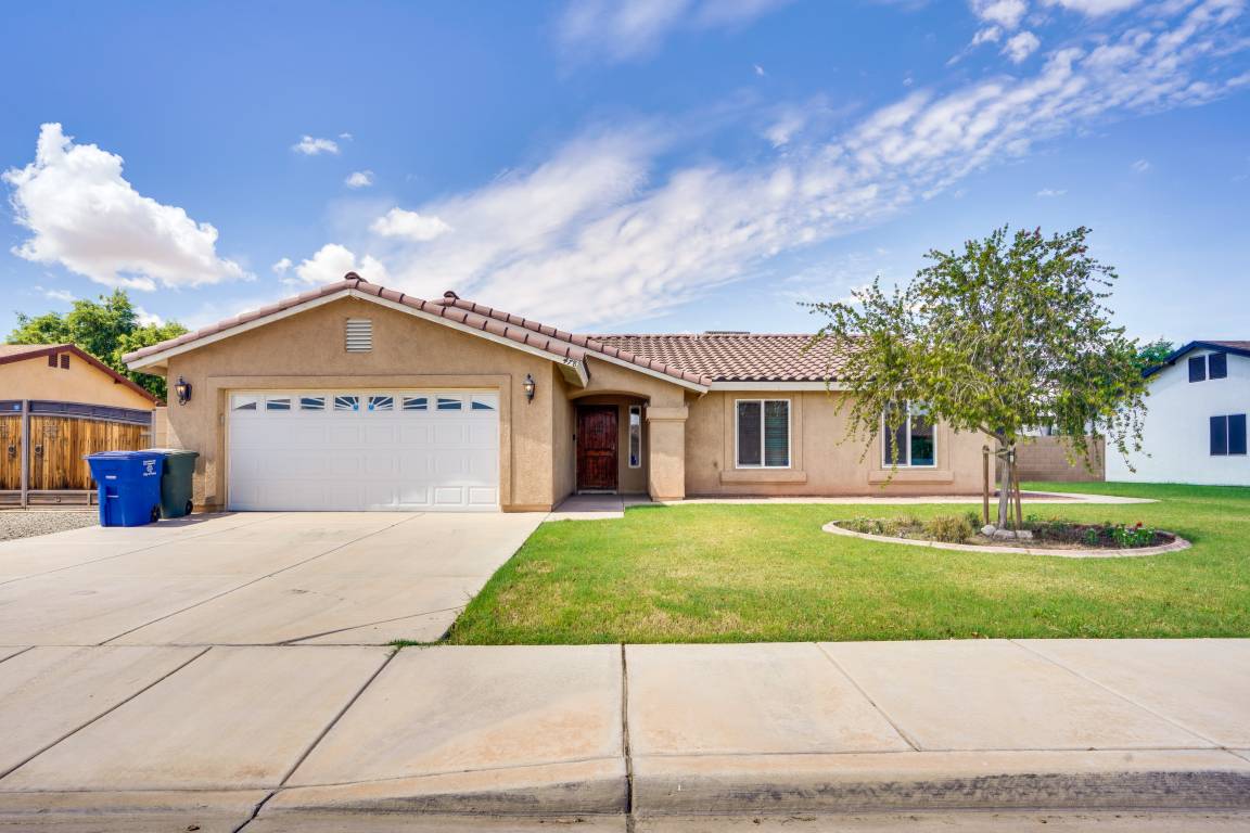 150 M² House ∙ 4 Bedrooms ∙ 8 Guests - Yuma, AZ
