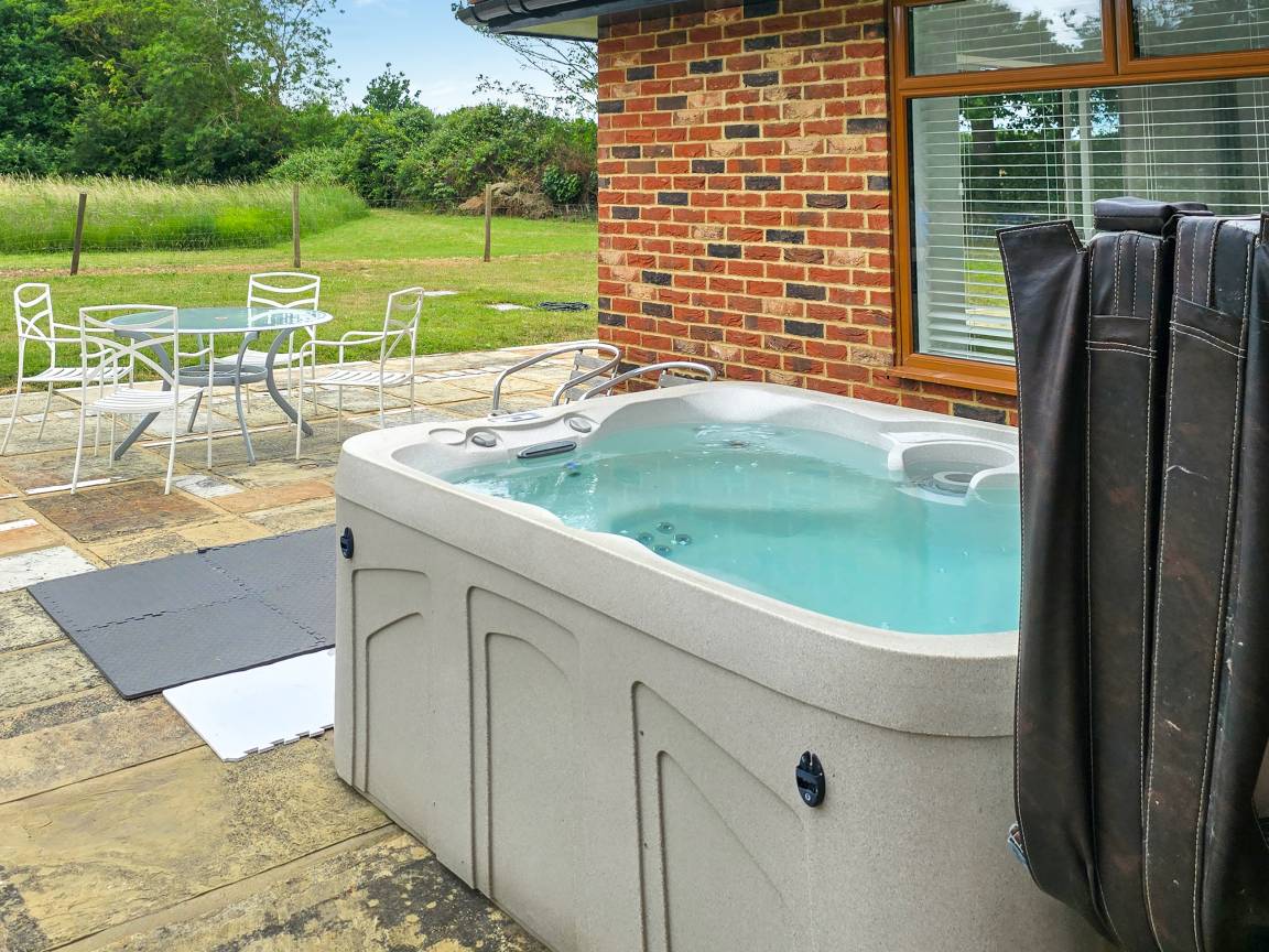 Cottage ∙ 1 Bedroom ∙ 3 Guests - Brentwood