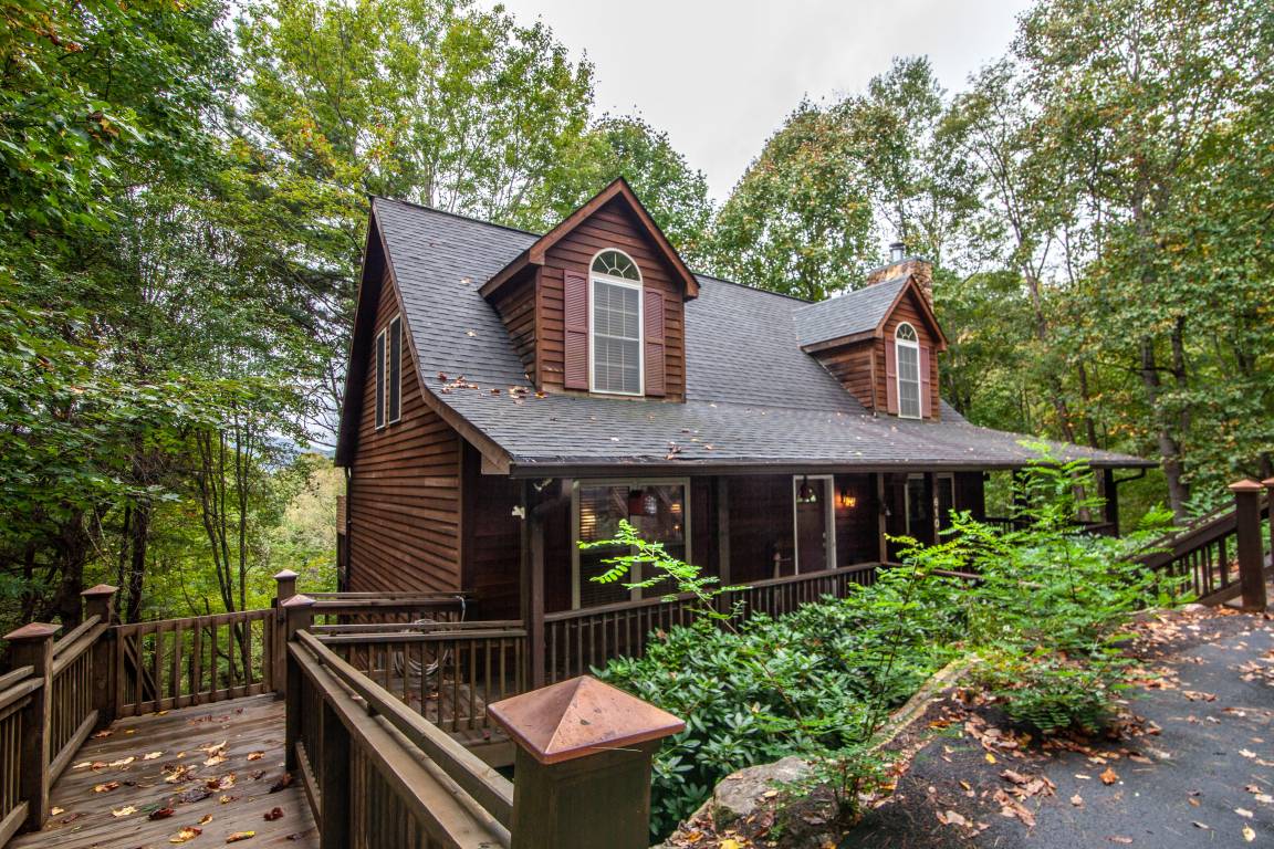 262 M² Cabin ∙ 3 Bedrooms ∙ 8 Guests - Banner Elk, NC