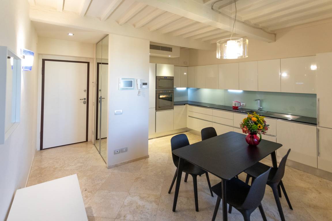 80 M² Apartment ∙ 2 Bedrooms ∙ 4 Guests - Arezzo