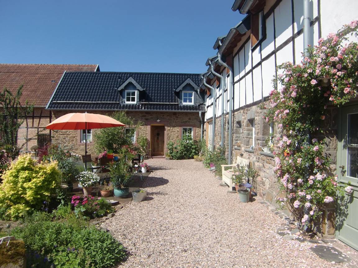 60 M² Ferienhaus ∙ 1 Schlafzimmer ∙ 2 Gäste - Blankenheim