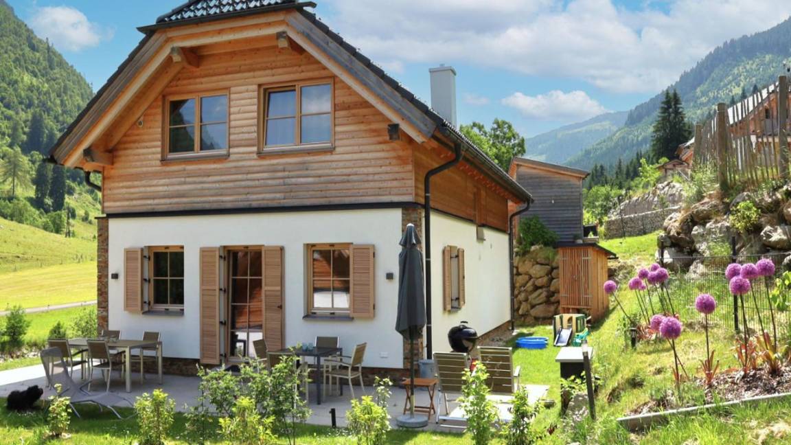 130 M² Ferienhaus ∙ 4 Schlafzimmer ∙ 10 Gäste - Planneralm