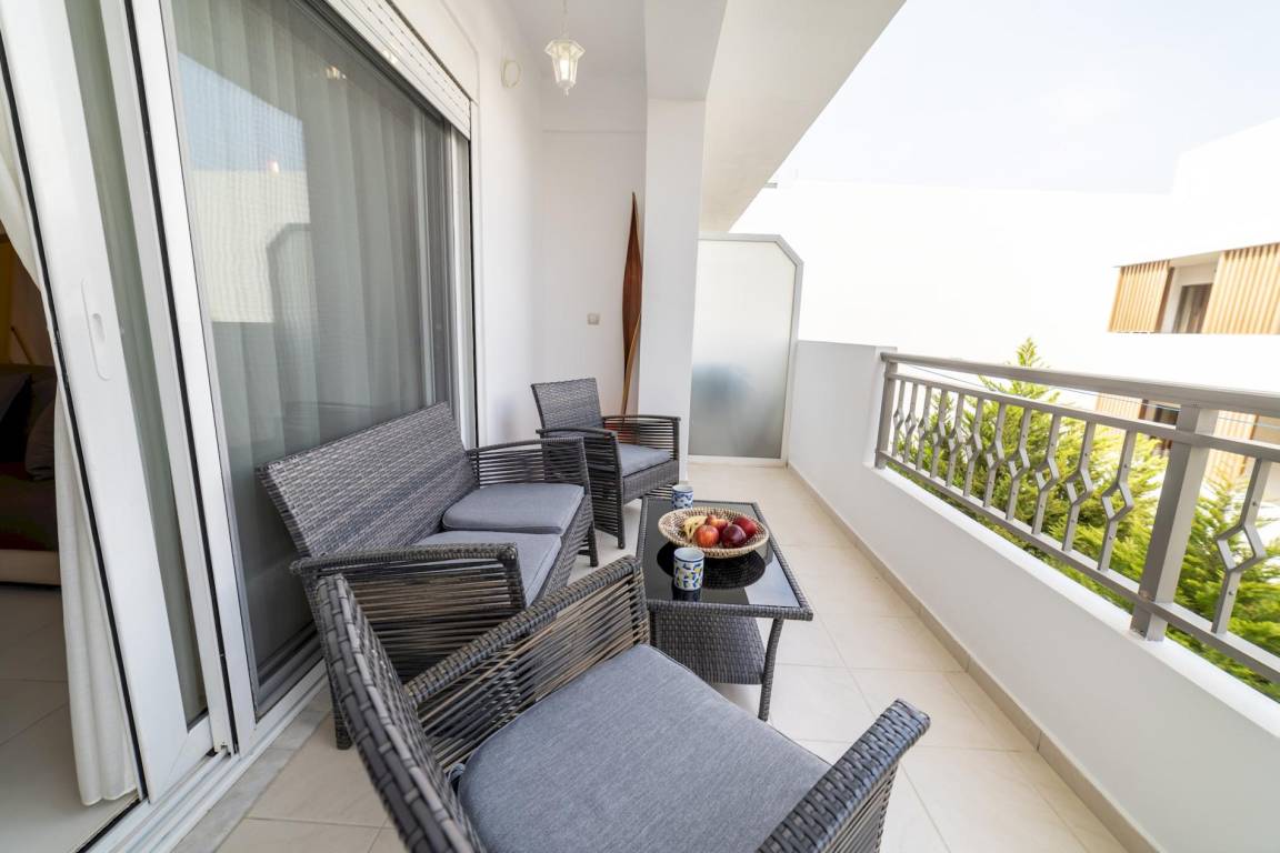 82 M² Apartamento ∙ 2 Habitaciones ∙ 4 Huéspedes - Koutouloufari