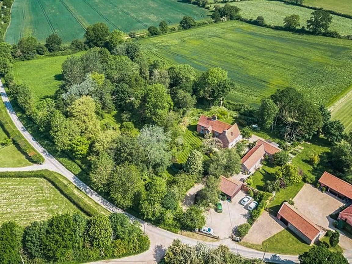 Cottage ∙ 2 Bedrooms ∙ 4 Guests - Dereham
