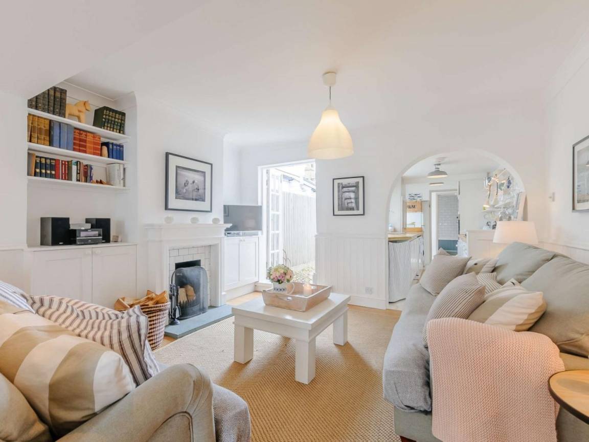 Cottage ∙ 3 Bedrooms ∙ 6 Guests - Herne Bay