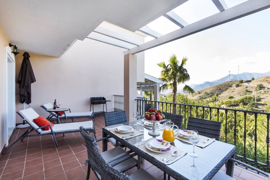 150 M² Talo ∙ 3 Makuuhuonetta ∙ 8 Vierasta - Coín