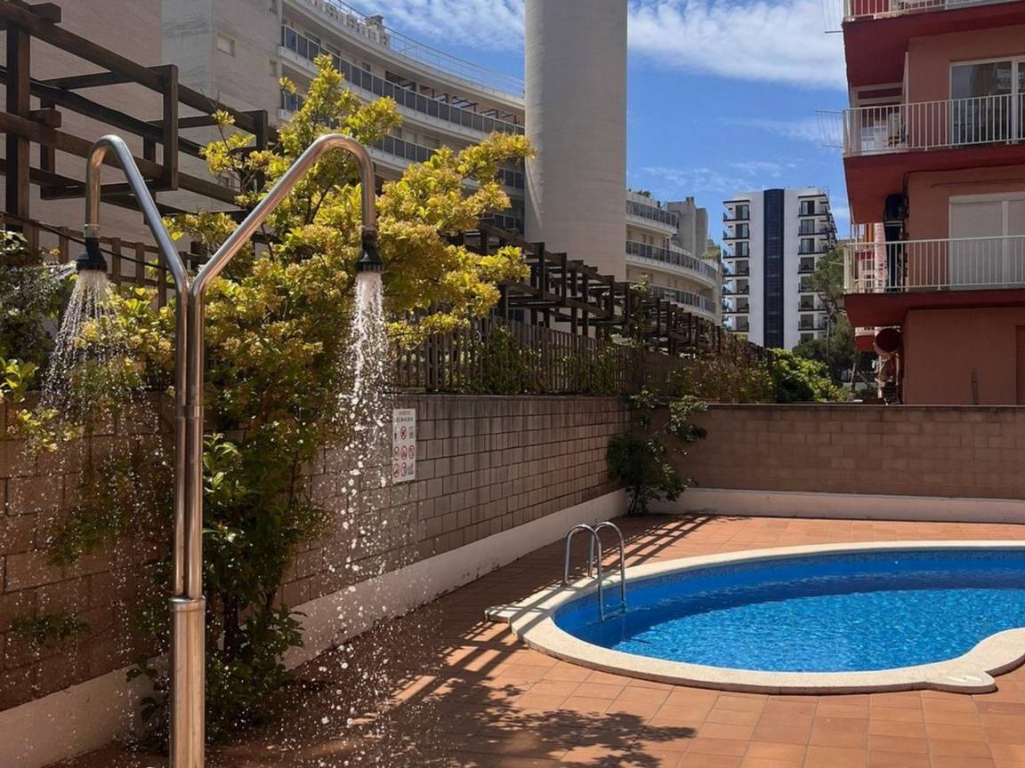 70 M² Apartamento ∙ 2 Quartos ∙ 6 Hóspedes - Malgrat de Mar