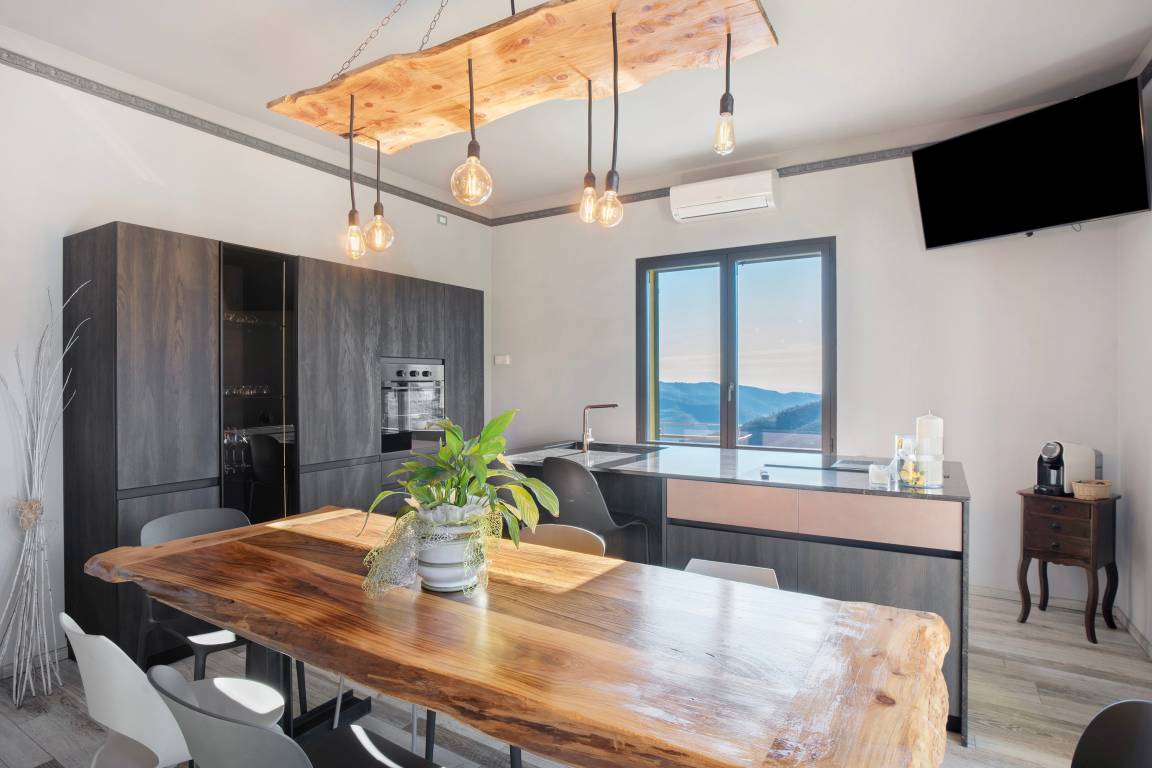 145 M² Farmhouse ∙ 3 Bedrooms ∙ 8 Guests - Imperia