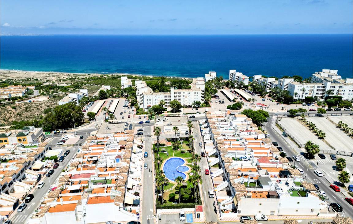 64 M² Apartment ∙ 2 Bedrooms ∙ 4 Guests - Santa Pola