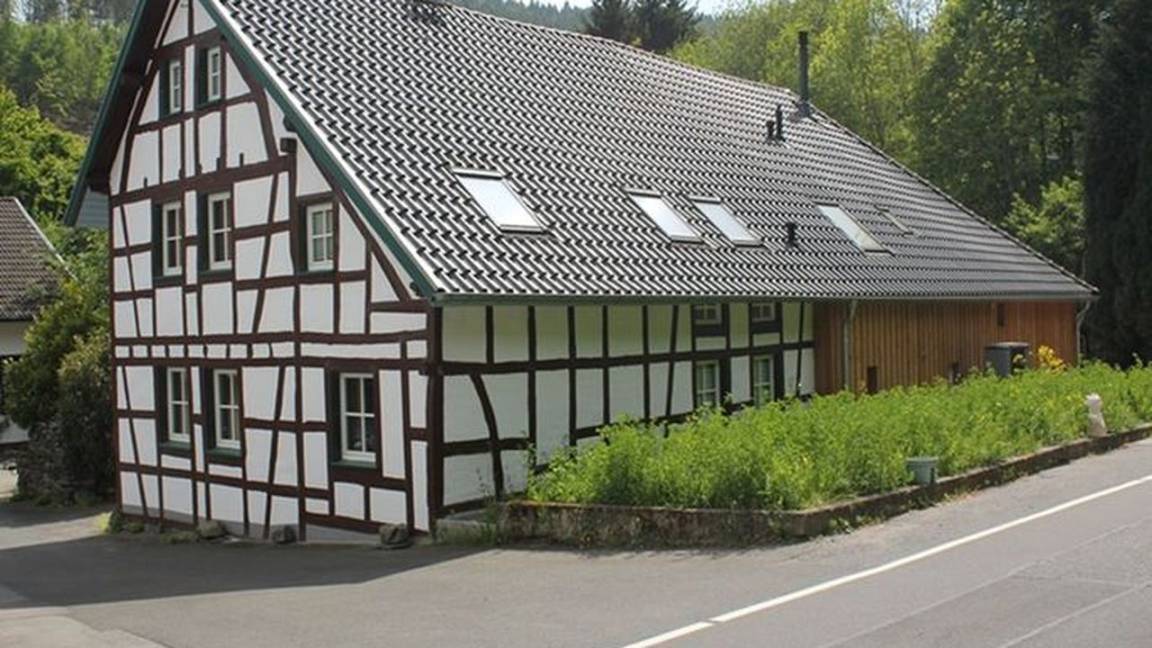 120 M² Ferienhaus ∙ 4 Schlafzimmer ∙ 6 Gäste - Simmerath