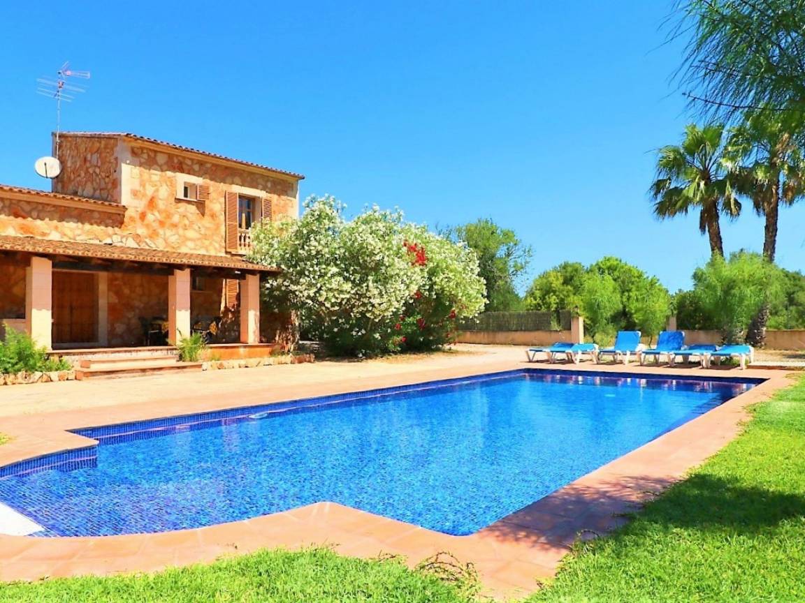 200 M² Casa Rural ∙ 3 Habitaciones ∙ 6 Huéspedes - Mallorca