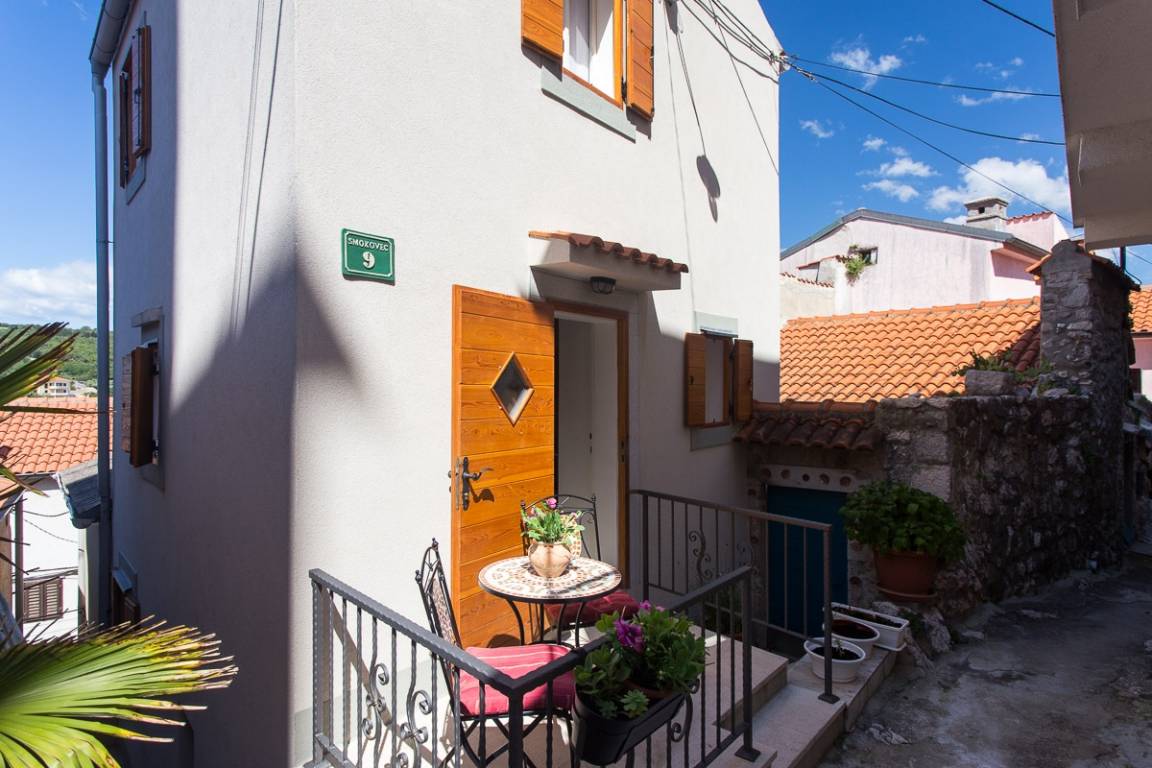 55 M² House ∙ 2 Bedrooms ∙ 4 Guests - Punat