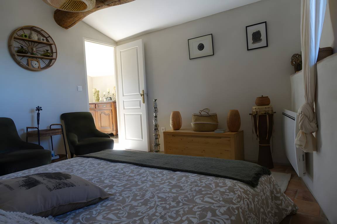 16 M² Chambre D'hôtes ∙ 1 Chambre ∙ 2 Personnes - Beaucaire