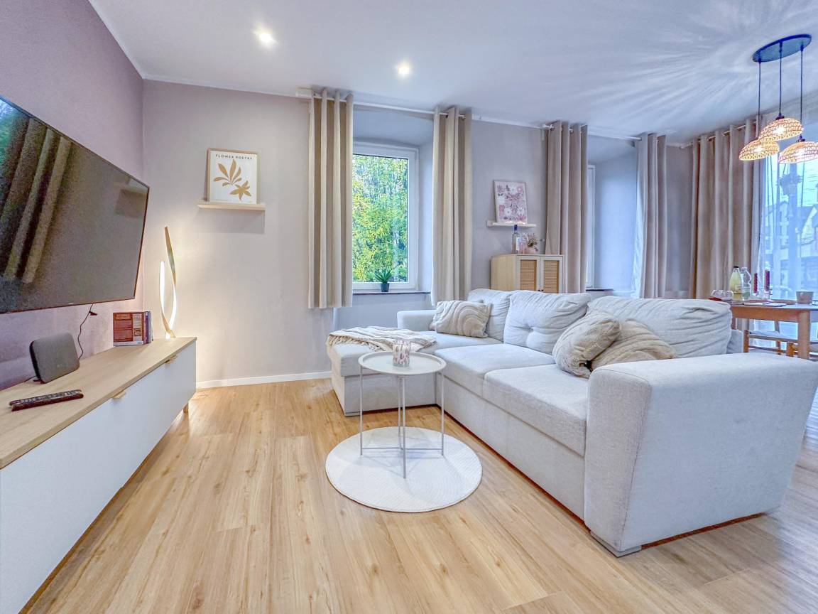 70 M² Ferienwohnung ∙ 1 Schlafzimmer ∙ 3 Gäste - Hillesheim