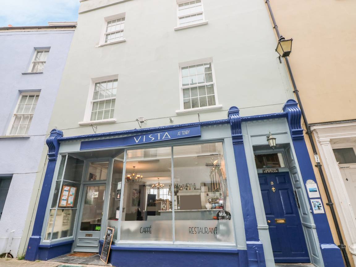 Cottage ∙ 2 Bedrooms ∙ 6 Guests - Tenby