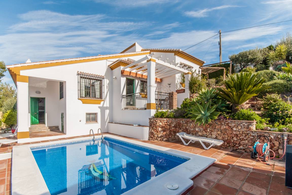160 M² Villa ∙ 3 Habitaciones ∙ 6 Huéspedes - Cártama